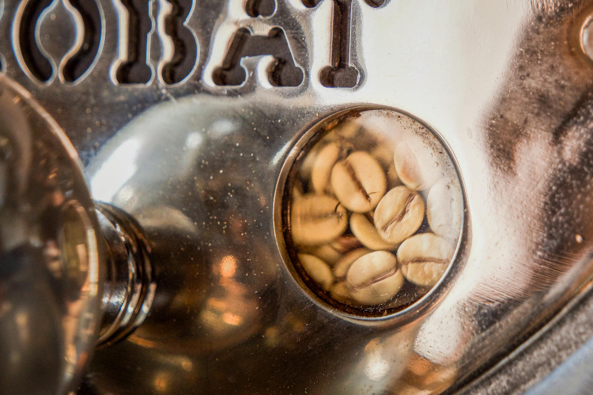 The Roasting Mistake That’s Ruining 80% of Coffee (And How to Dodge It ...